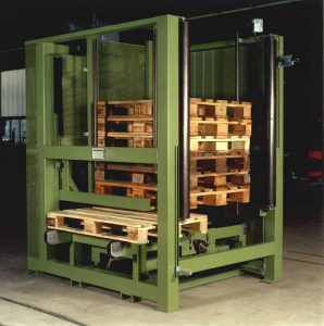 Enstapelung und Stapelung von Paletten in der Palettenreparatur - cetec ...